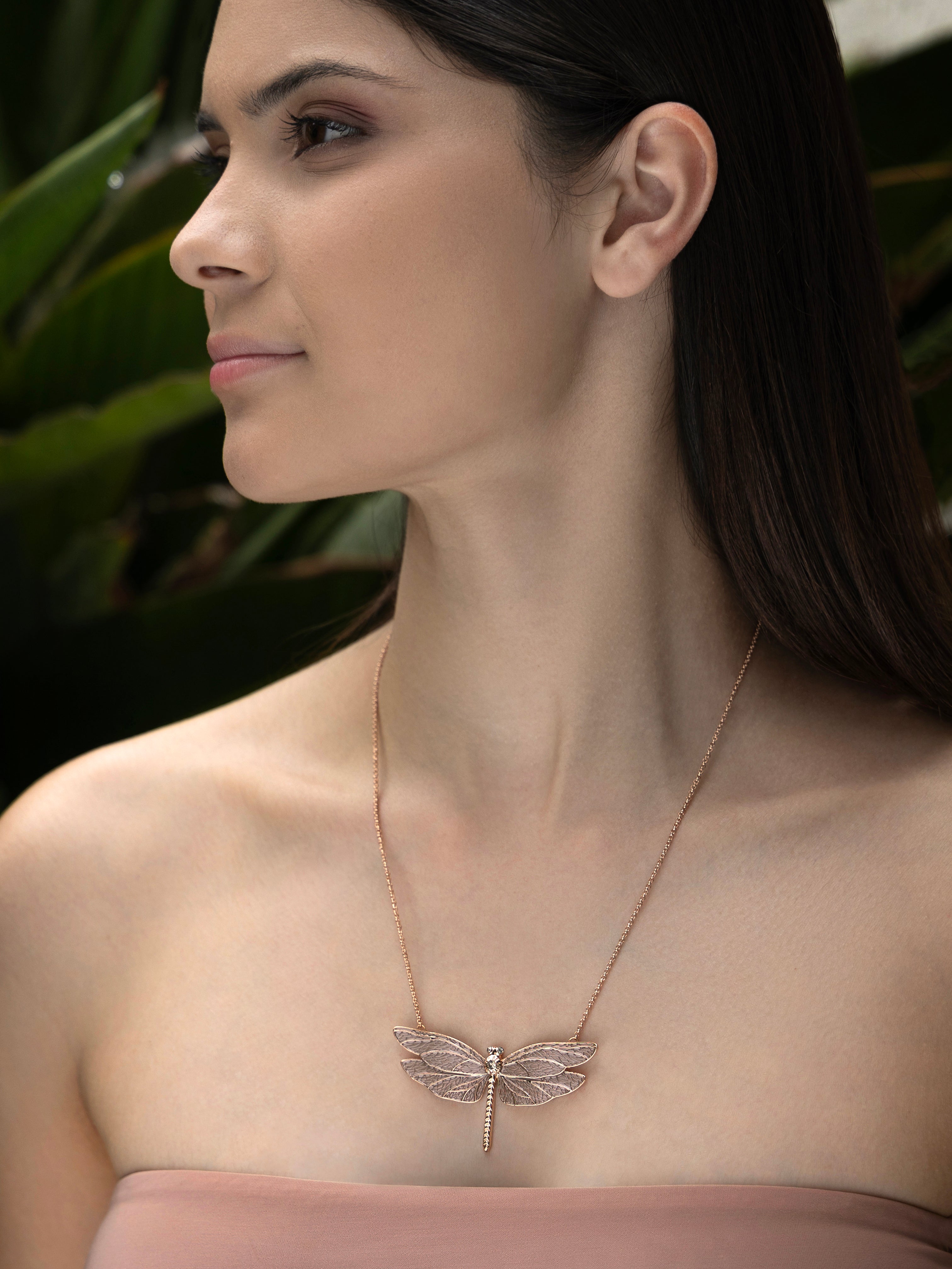Dragonfly Necklace – Millo Beauty